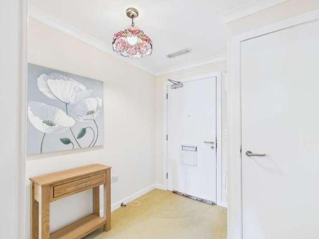 1 bed flat for sale
