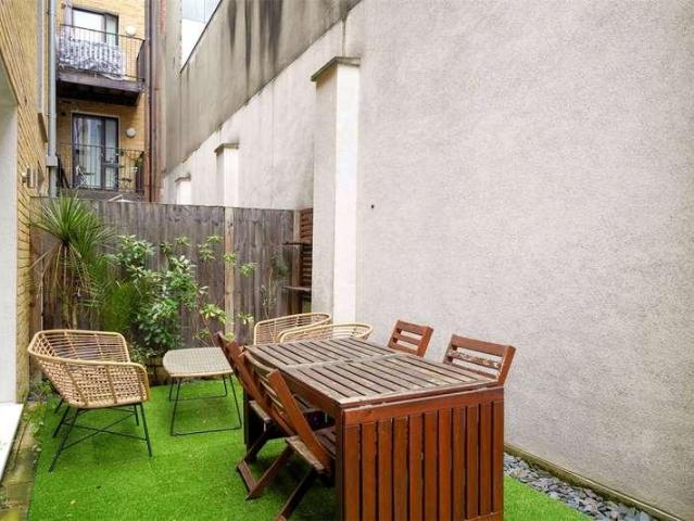 1 bed flat for sale