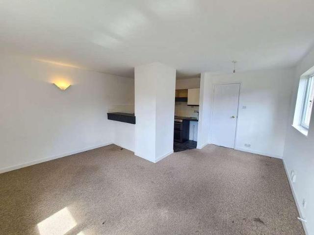 1 bed flat for sale