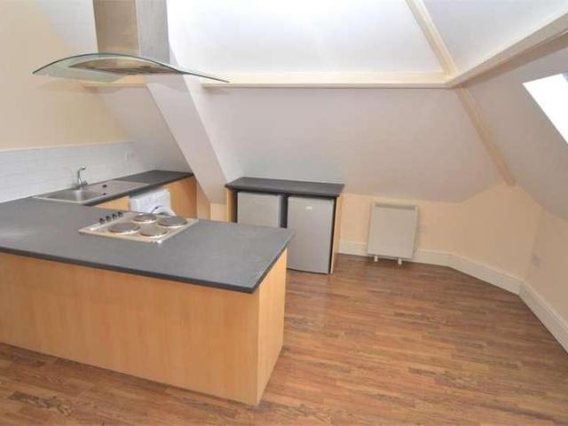 1 bed flat for sale