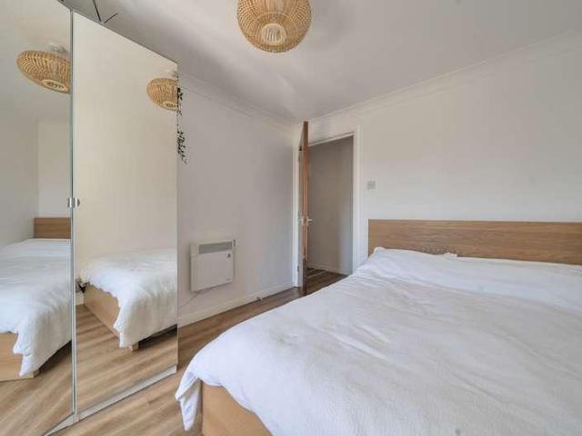 1 bed flat for sale