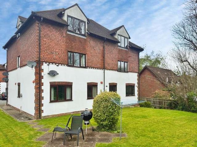 1 bed flat for sale