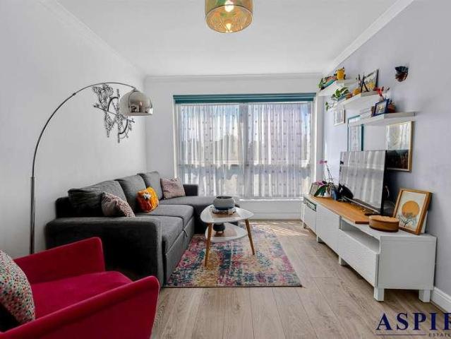 1 bed flat for sale
