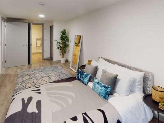 1 bed flat for sale