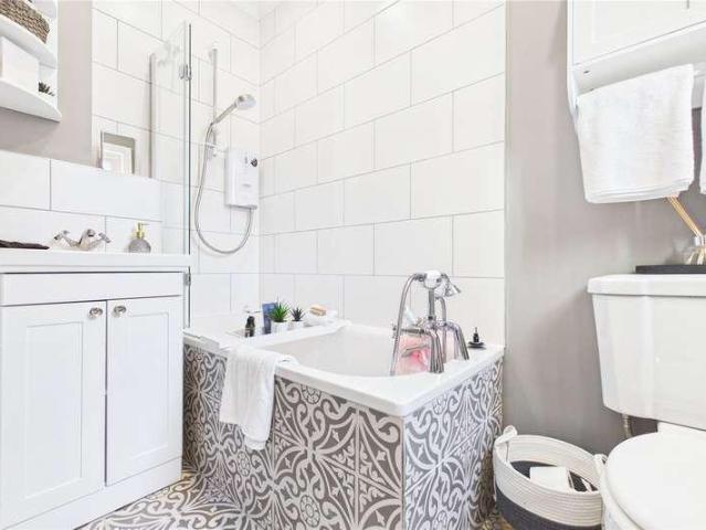 1 bed flat for sale