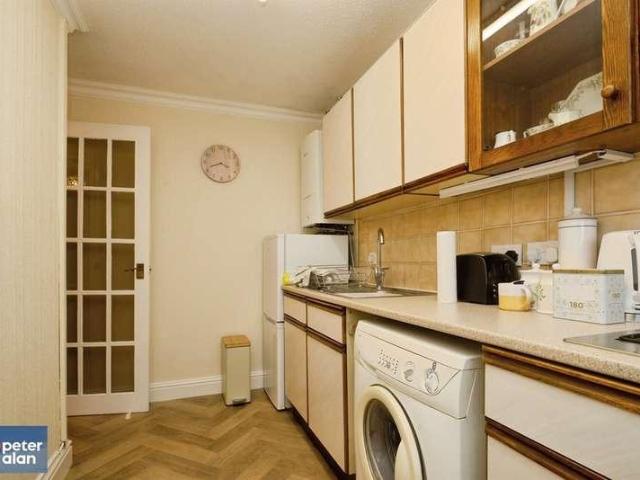 1 bed flat for sale