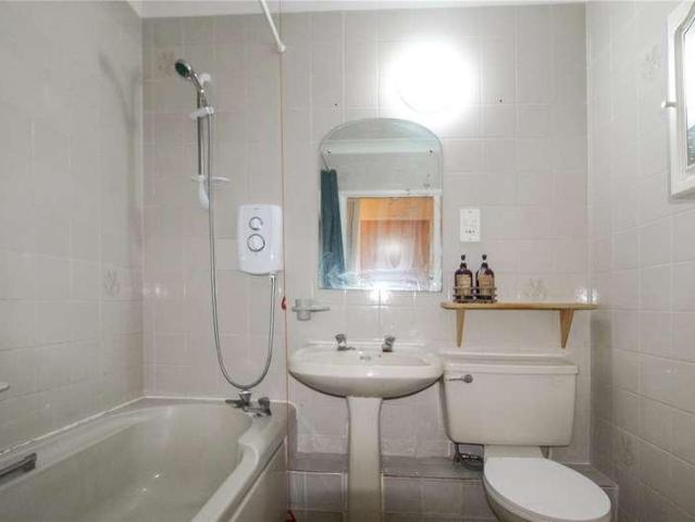 1 bed flat for sale