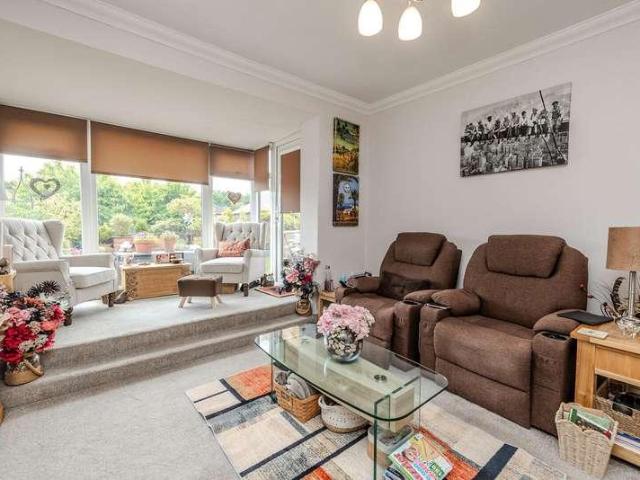 1 bed flat for sale