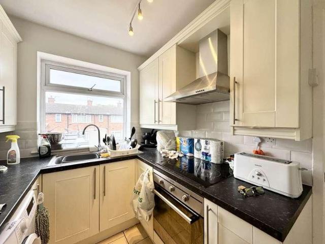1 bed flat for sale