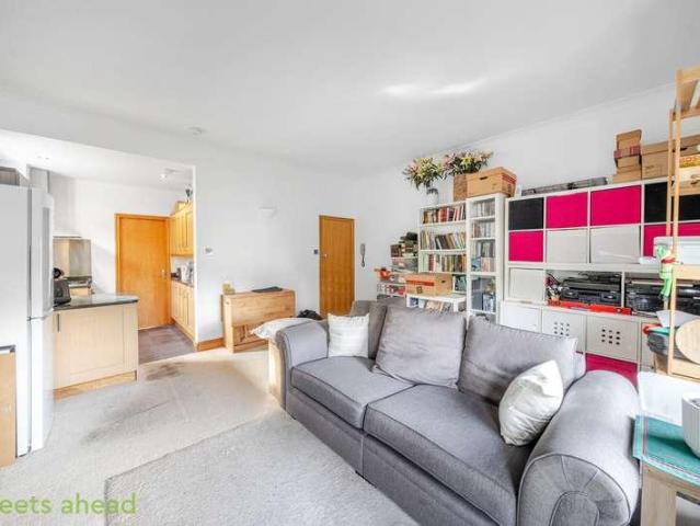 1 bed flat for sale