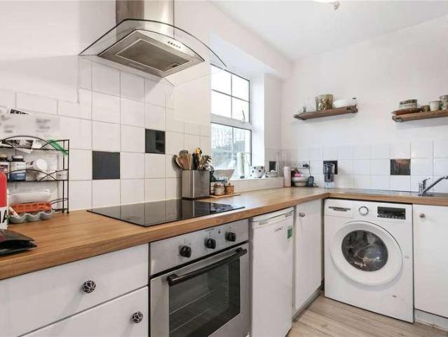 1 bed flat for sale