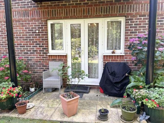 1 bed flat for sale