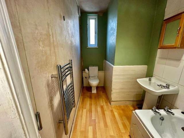 1 bed flat for sale