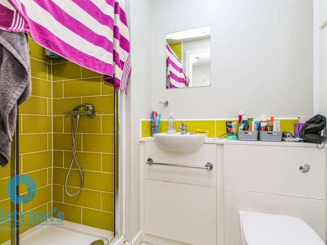 1 bed flat for sale