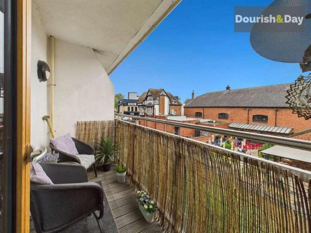 1 bed flat for sale