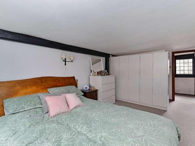 1 bed flat for sale