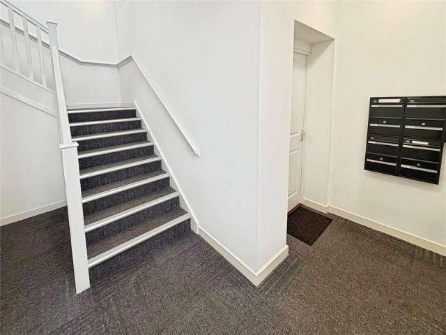 1 bed flat for sale