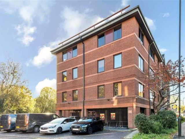 1 bed flat for sale