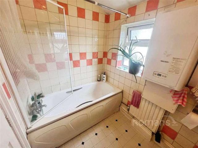 1 bed flat for sale
