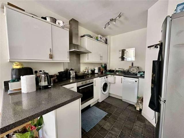 1 bed flat for sale