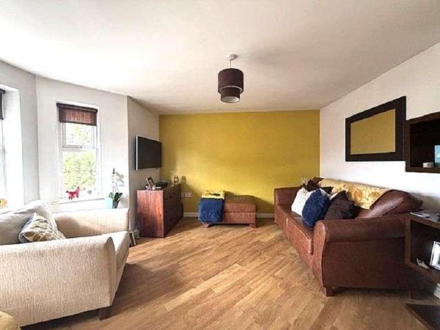 1 bed flat for sale