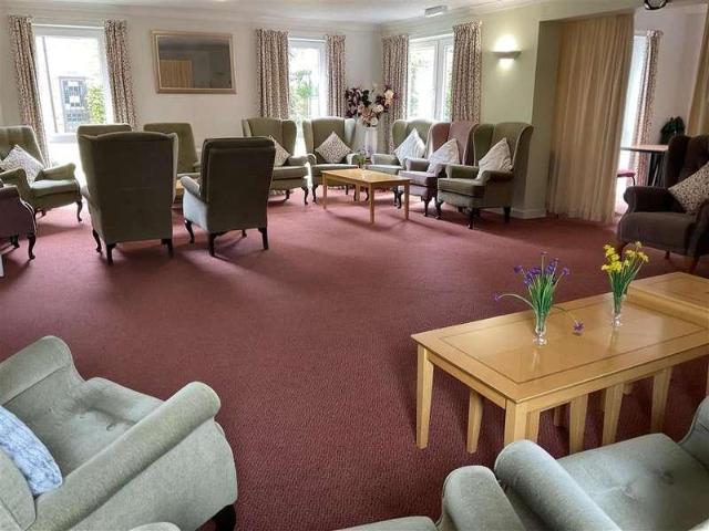 1 bed flat for sale