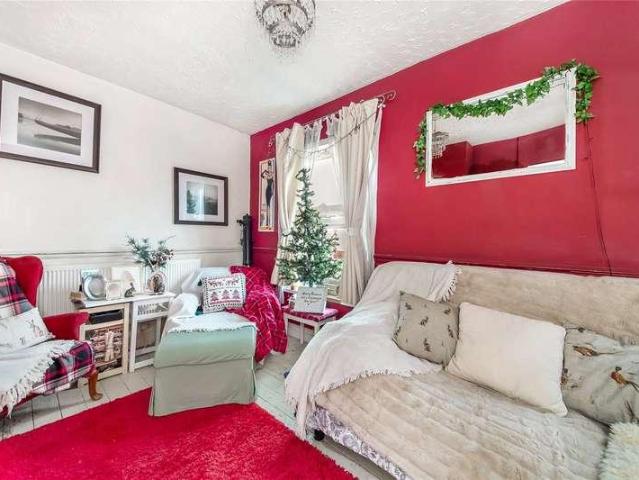 1 bed flat for sale