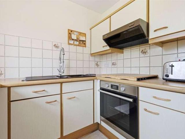 1 bed flat for sale