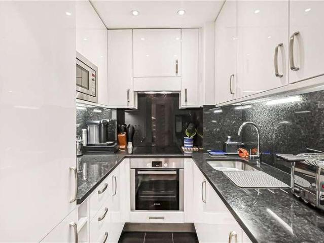 1 bed flat for sale