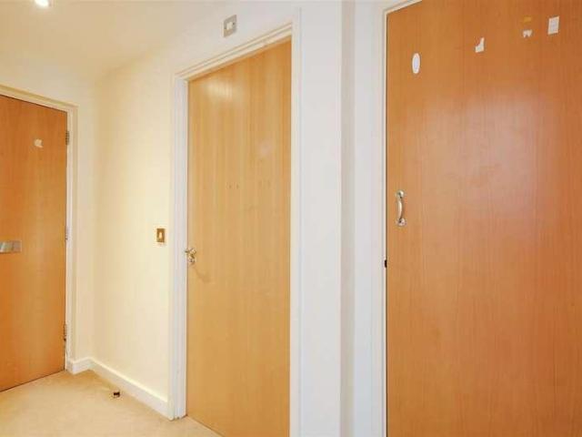 1 bed flat for sale