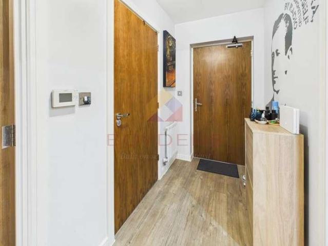 1 bed flat for sale