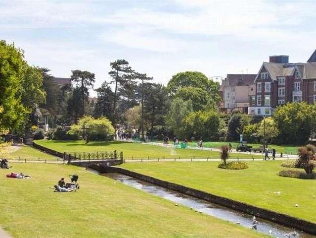 1 bed flat for sale