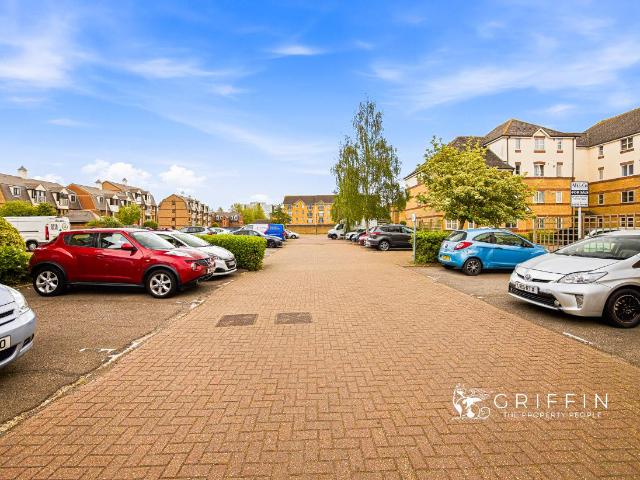 1 bed flat for sale