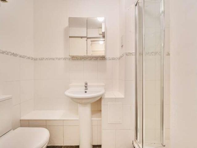 1 bed flat for sale