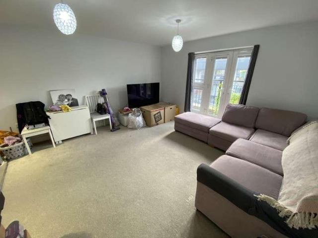 1 bed flat for sale