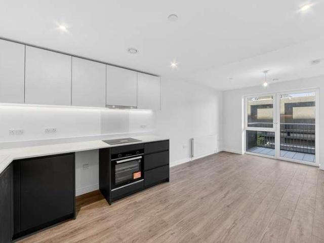 1 bed flat for sale