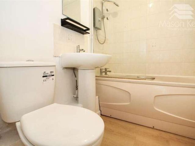 1 bed flat for sale
