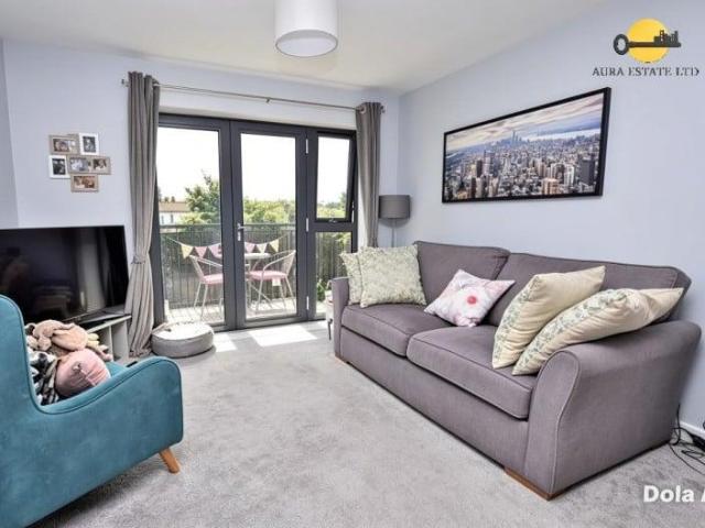 1 bed flat for sale