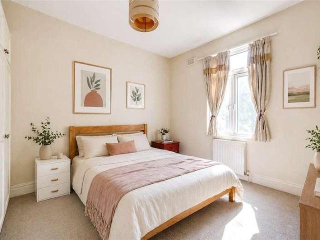 1 bed flat for sale