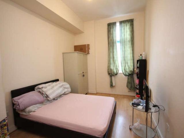 1 bed flat for sale