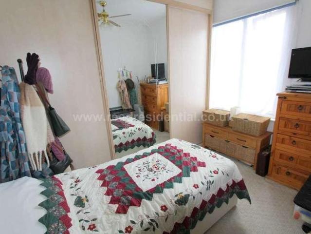 1 bed flat for sale