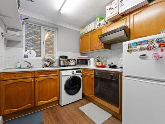 1 bed flat for sale