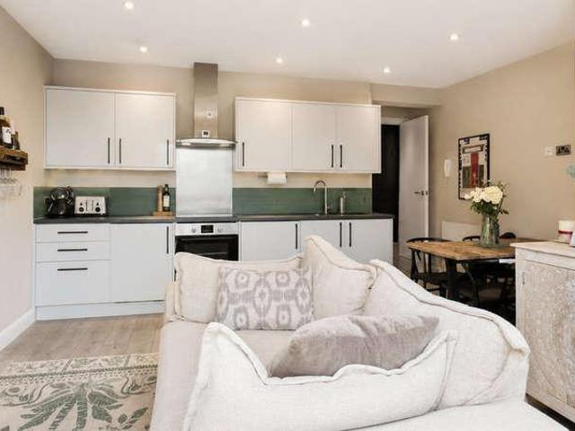 1 bed flat for sale