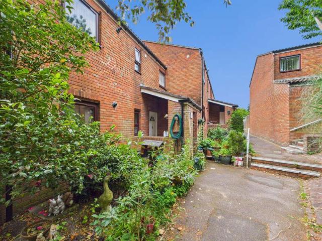 1 bed flat for sale
