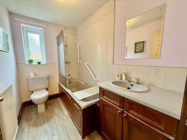 1 bed flat for sale