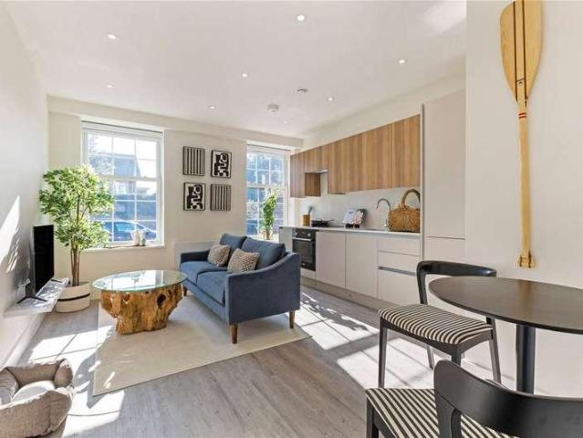 1 bed flat for sale