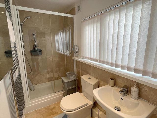 1 bed flat for sale