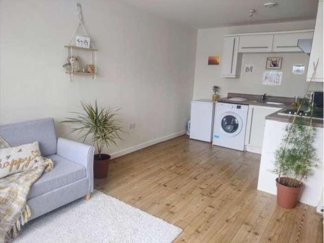 1 bed flat for sale