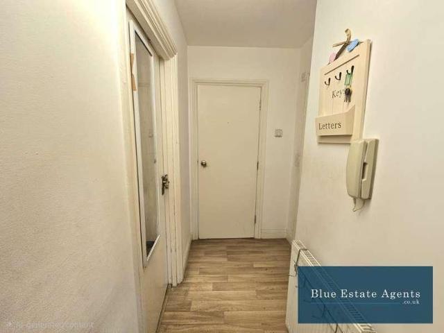 1 bed flat for sale