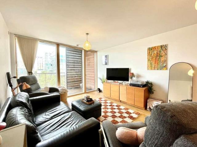 1 bed flat for sale